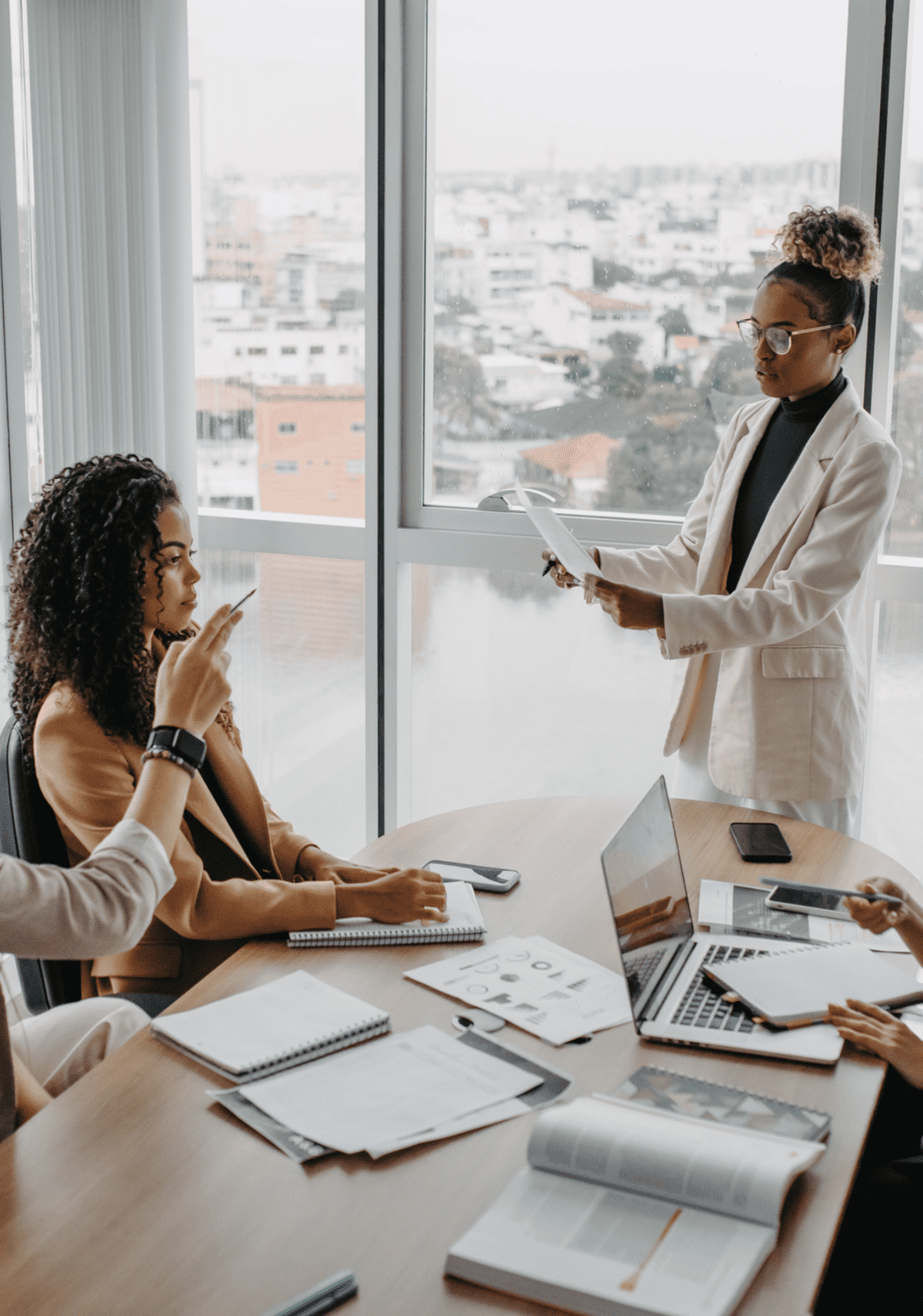 Unveiling the Artistry of Leadership: Navigating Effective Styles for ...